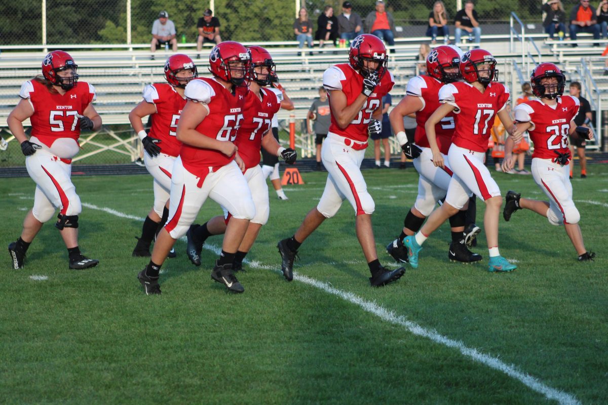 KHS Senior makes history as first female football point-scorer – Kenton ...