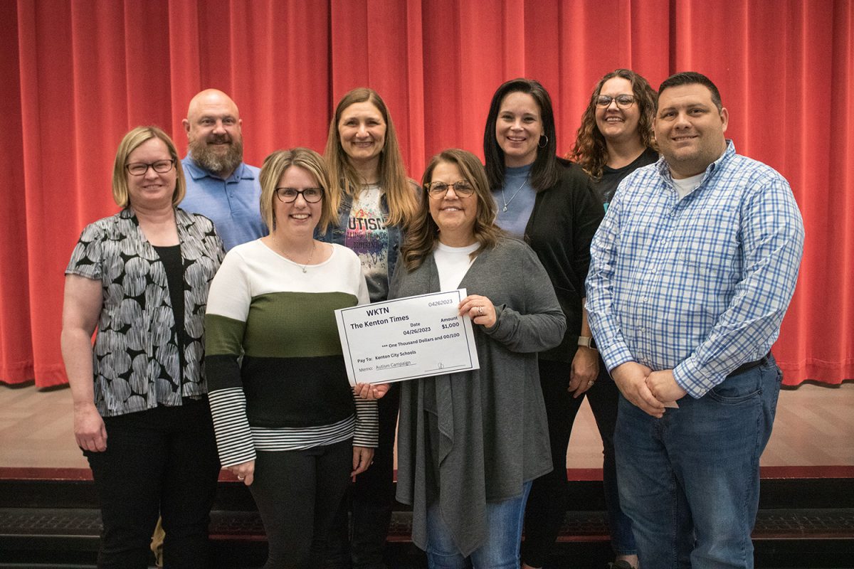Local media donate to KCS autism team – Kenton City Schools